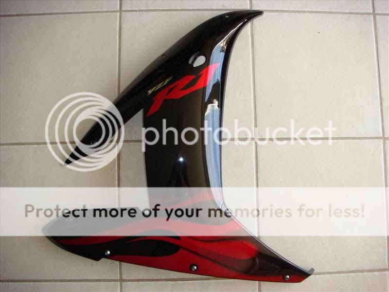 FS: 03 R1 Special Edition Black w/ red flames Left/Right Upper Fairings ...